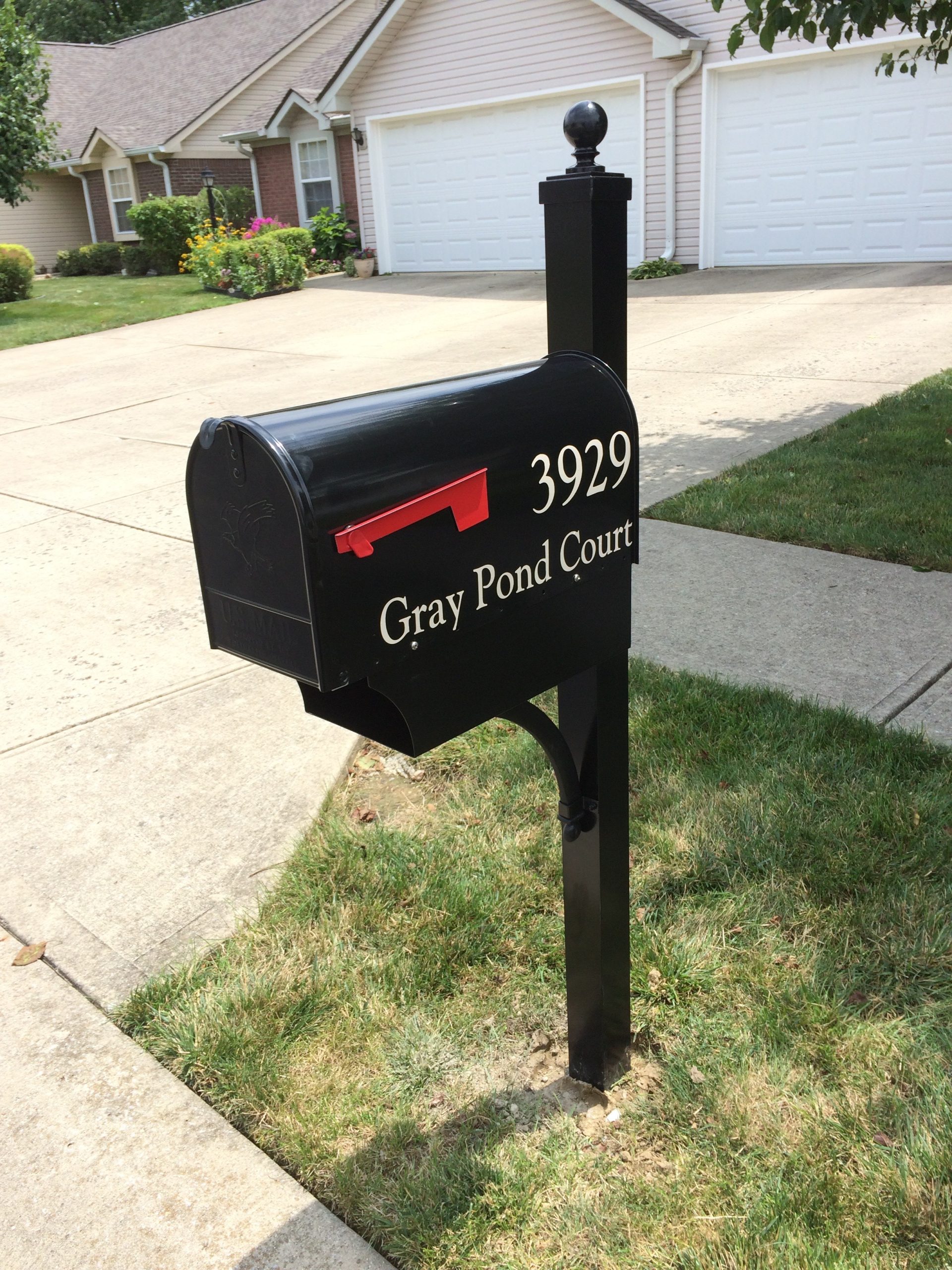 Mailbox Gallery - Estes Designs Mailboxes